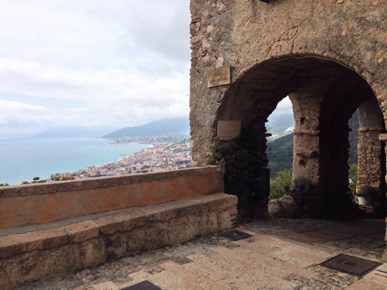 Borgio Verezzi: uno dei borghi più belli della Liguria da visitare in ...